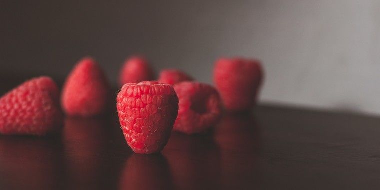 Join the Red Tones Photo Contest and win Mobile Lens Solution - VIEWBUG.com